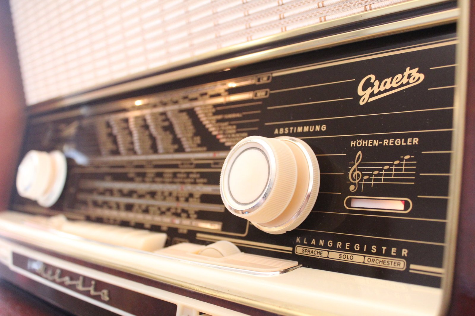 Graetz Melodia 619 – Antica Radio